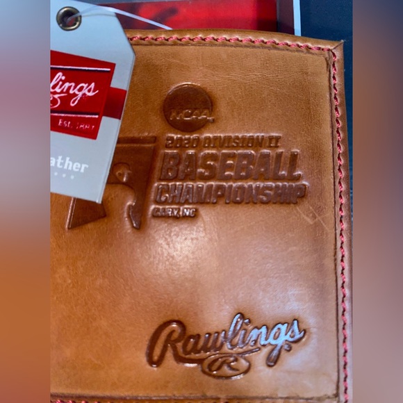 Rawlings | Bags | Rawlings Baseball Stich Bifold Wallet Ncaa Dii ...
